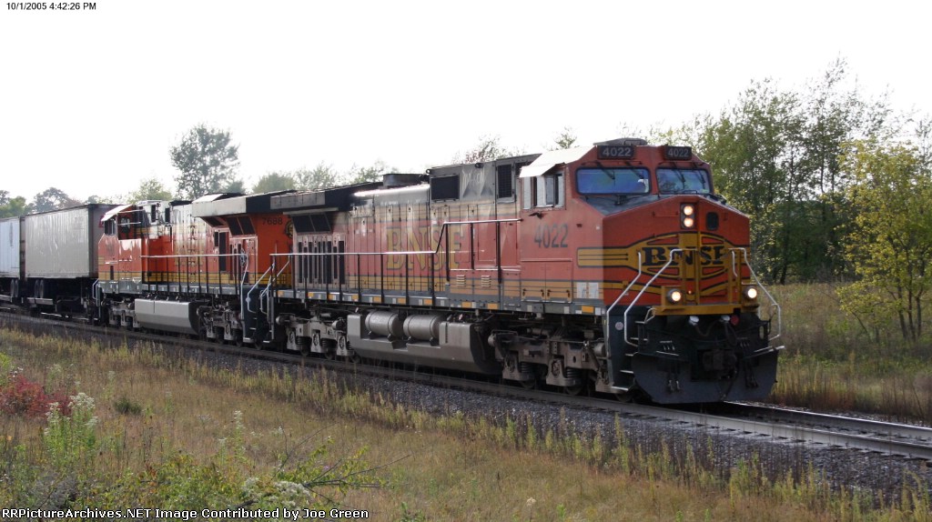 BNSF 4022